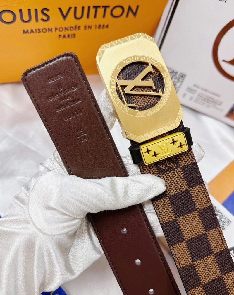 Low-cost Louis Vuitton Belts