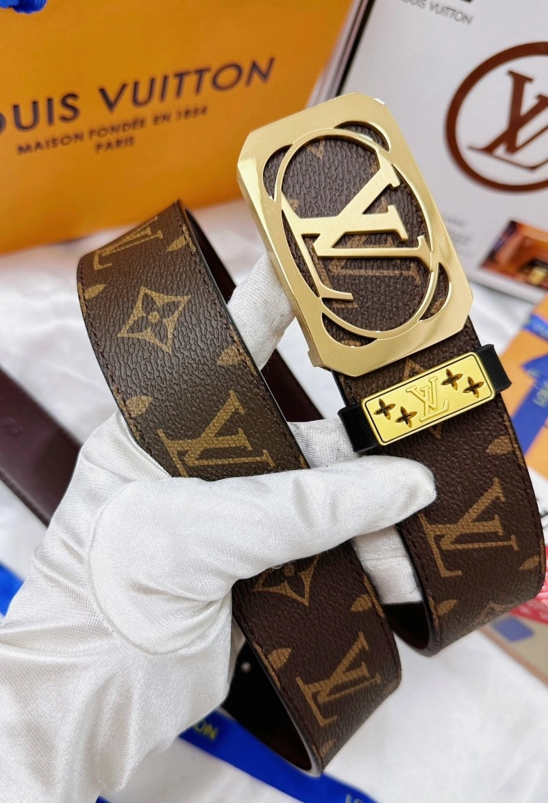 Accurate model Louis Vuitton Belts