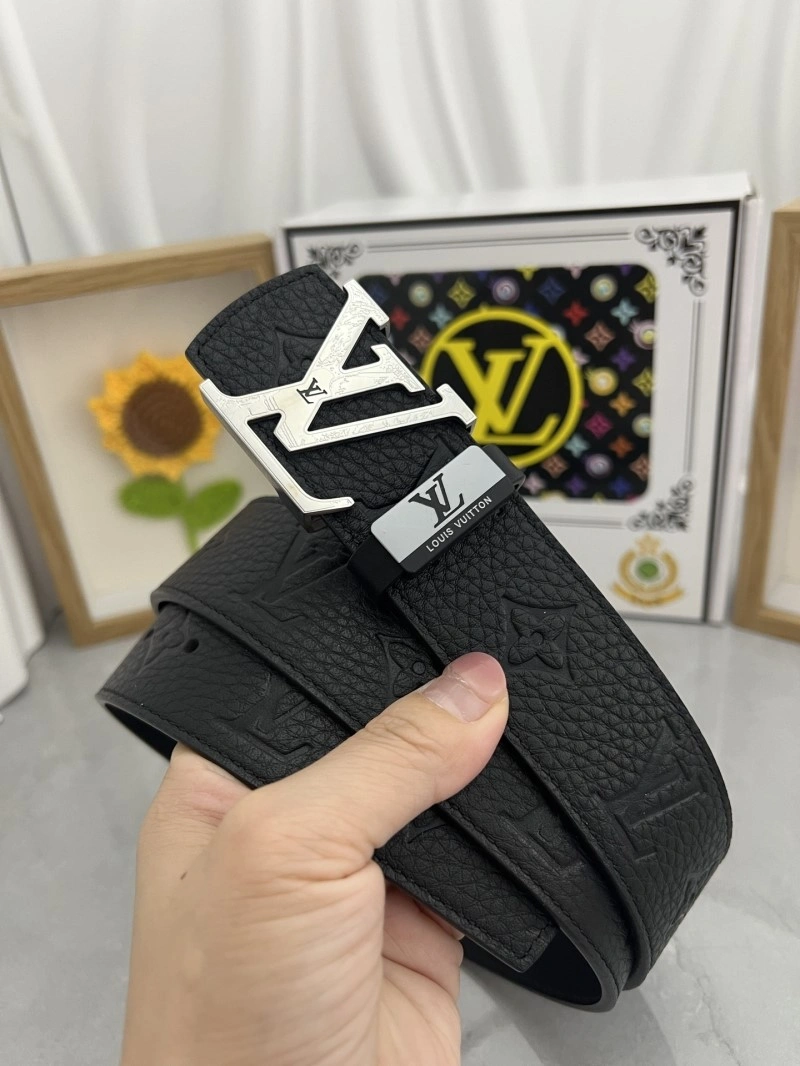 1:1 copy Louis Vuitton Belts