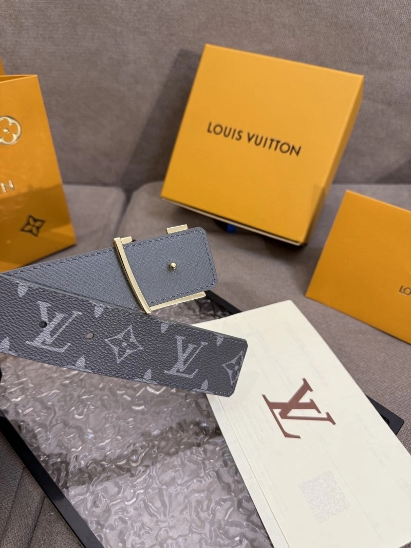 Bargain Louis Vuitton Belts