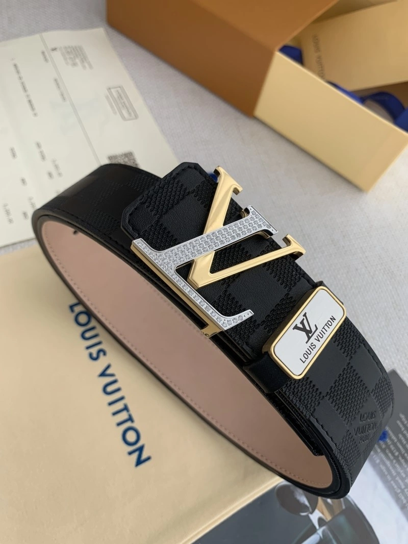 Low-cost Louis Vuitton Belts