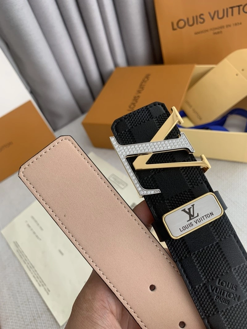 Low-cost Louis Vuitton Belts