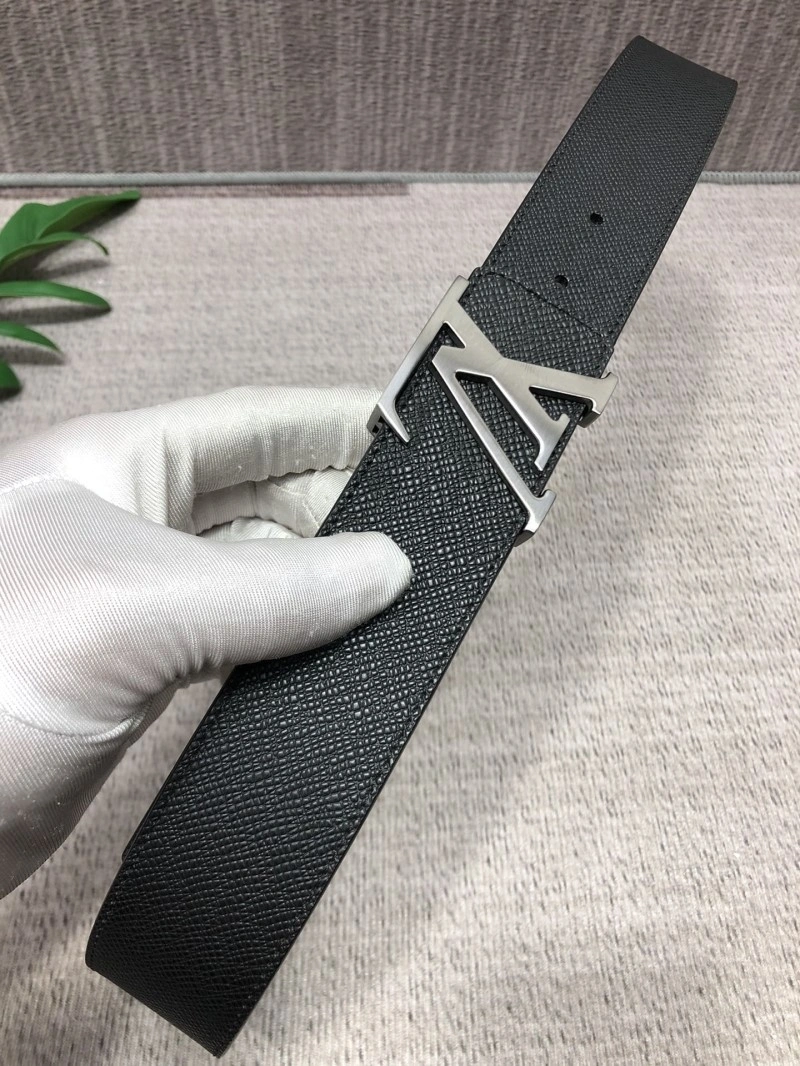Bargain Louis Vuitton Belts
