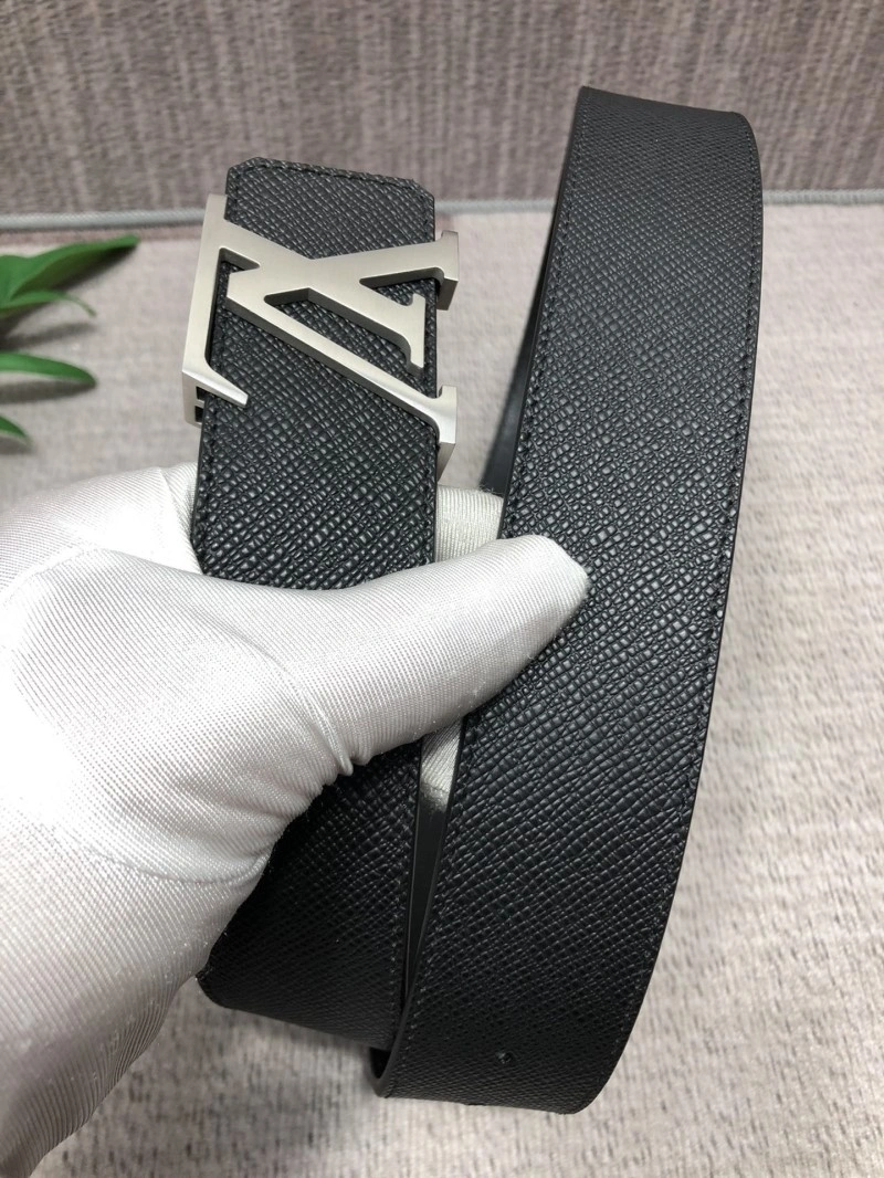Discounted Louis Vuitton Belts