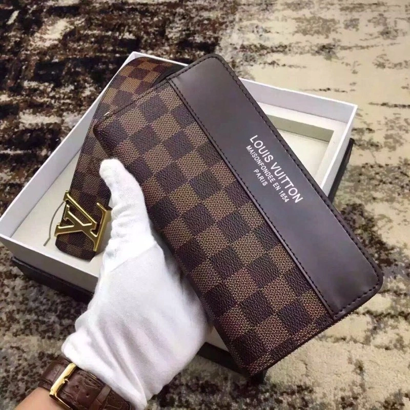 Reasonably priced Louis Vuitton Belts