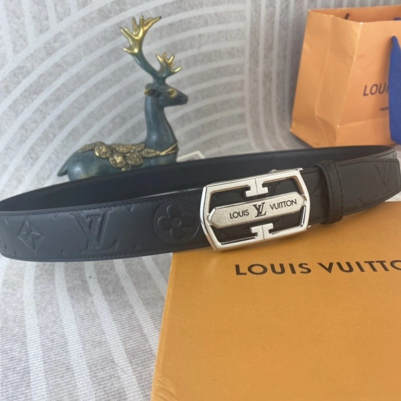 Low-cost Louis Vuitton Belts