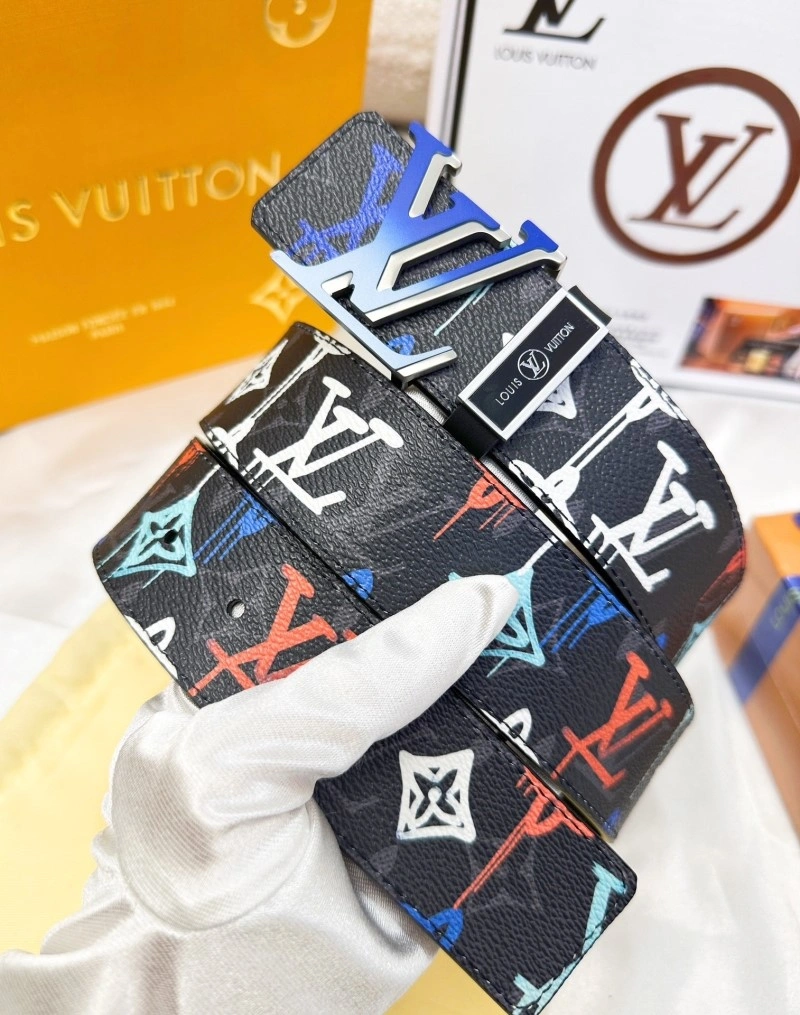 Accurate model Louis Vuitton Belts