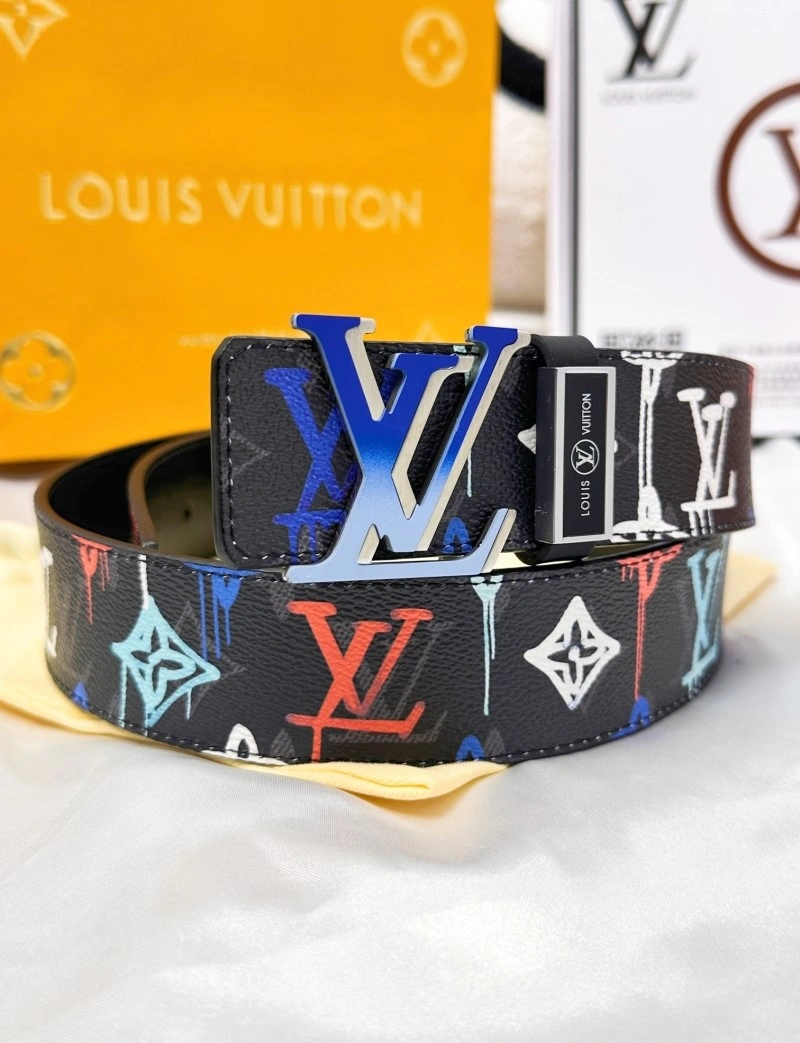 Accurate model Louis Vuitton Belts
