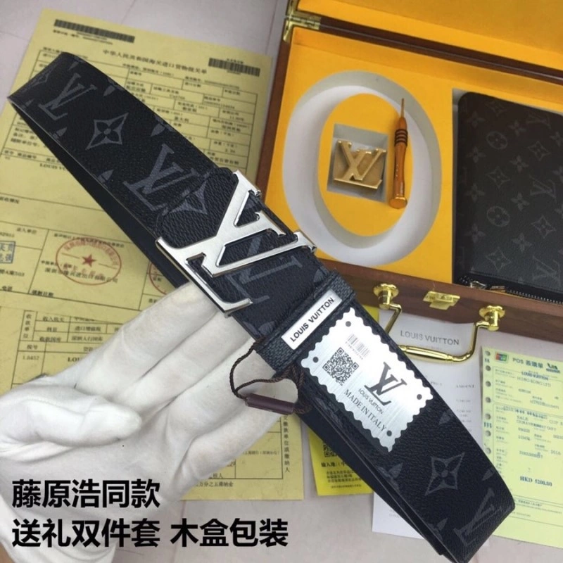 Top mirror Louis Vuitton Belts