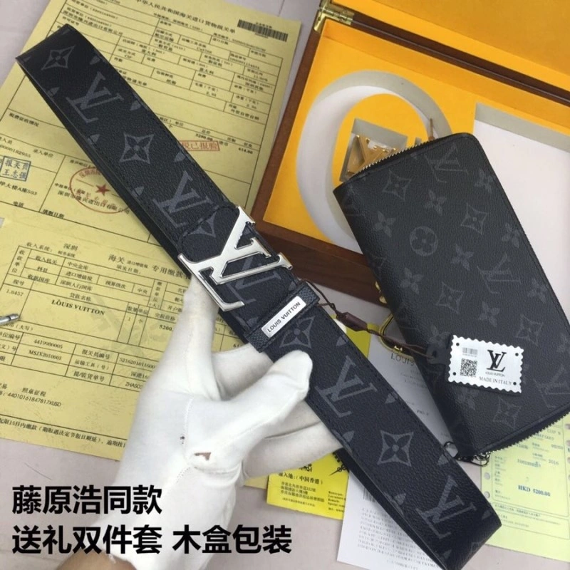 Top mirror Louis Vuitton Belts