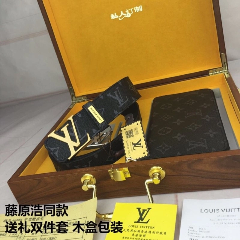 Accurate model Louis Vuitton Belts
