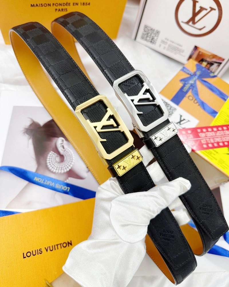 Top mirror Louis Vuitton Belts