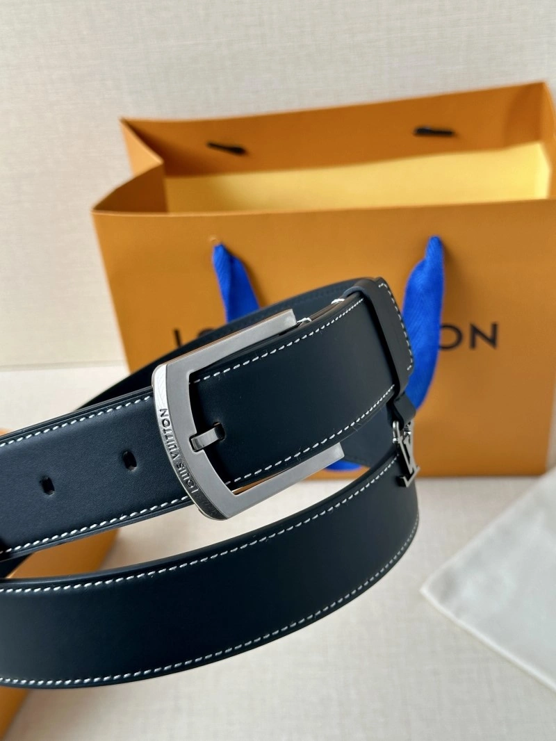 Top mirror Louis Vuitton Belts