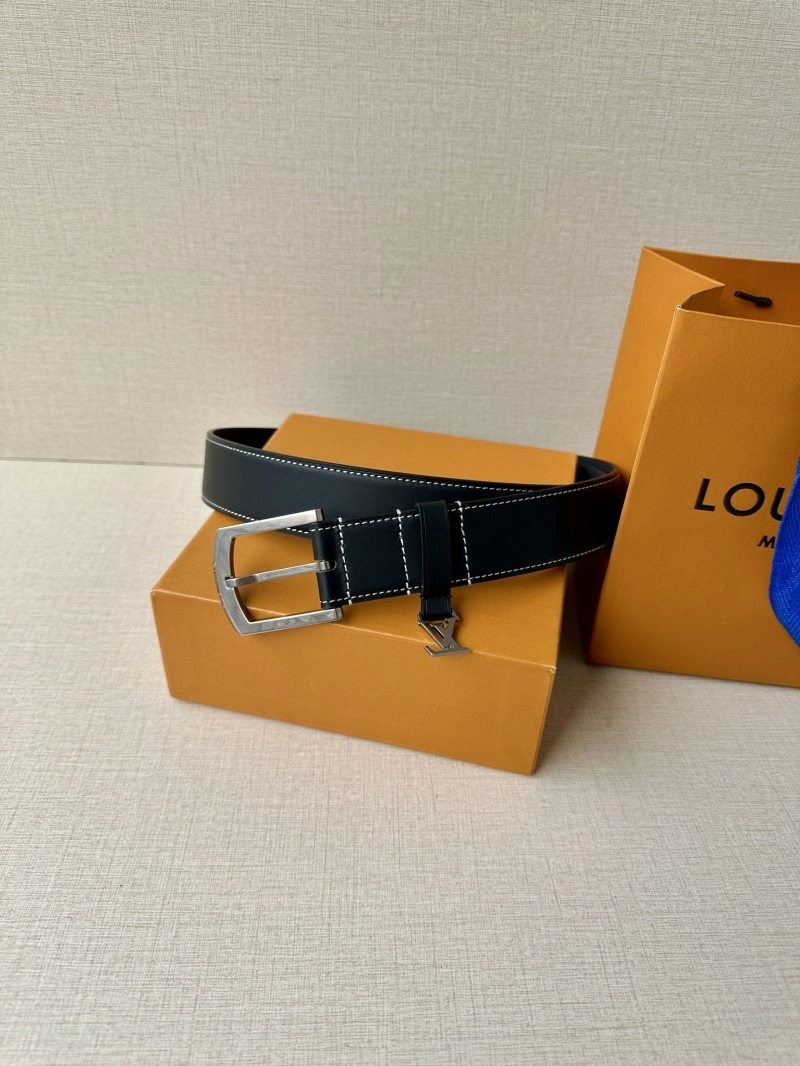 Top mirror Louis Vuitton Belts