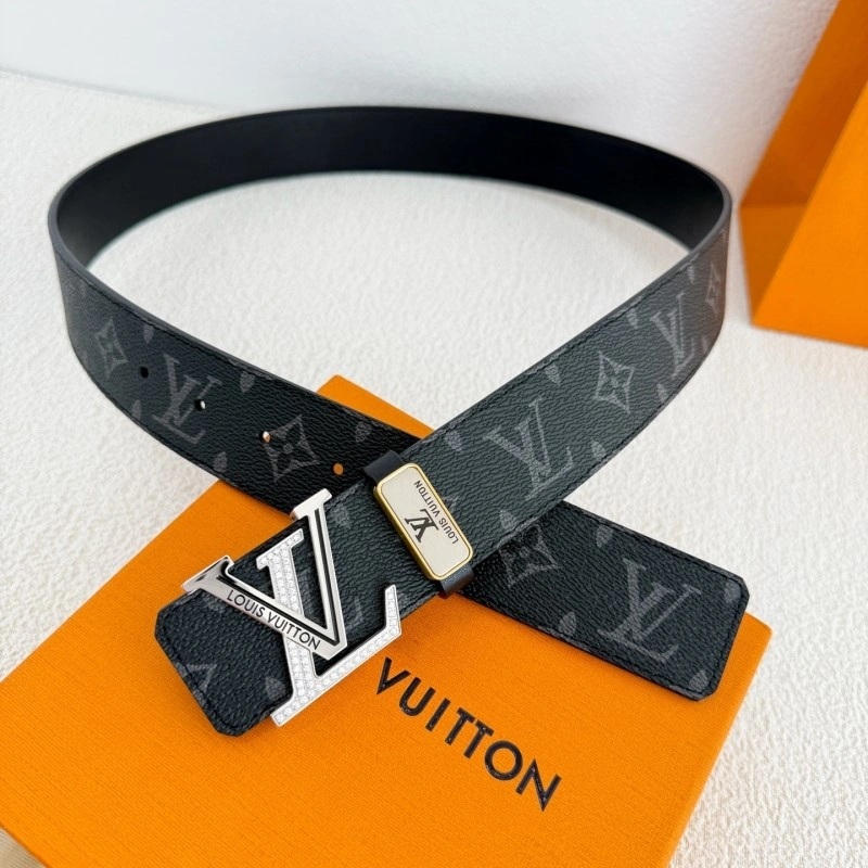 Top mirror Louis Vuitton Belts