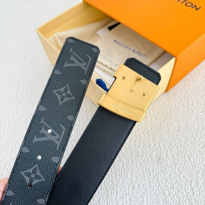 Top mirror Louis Vuitton Belts