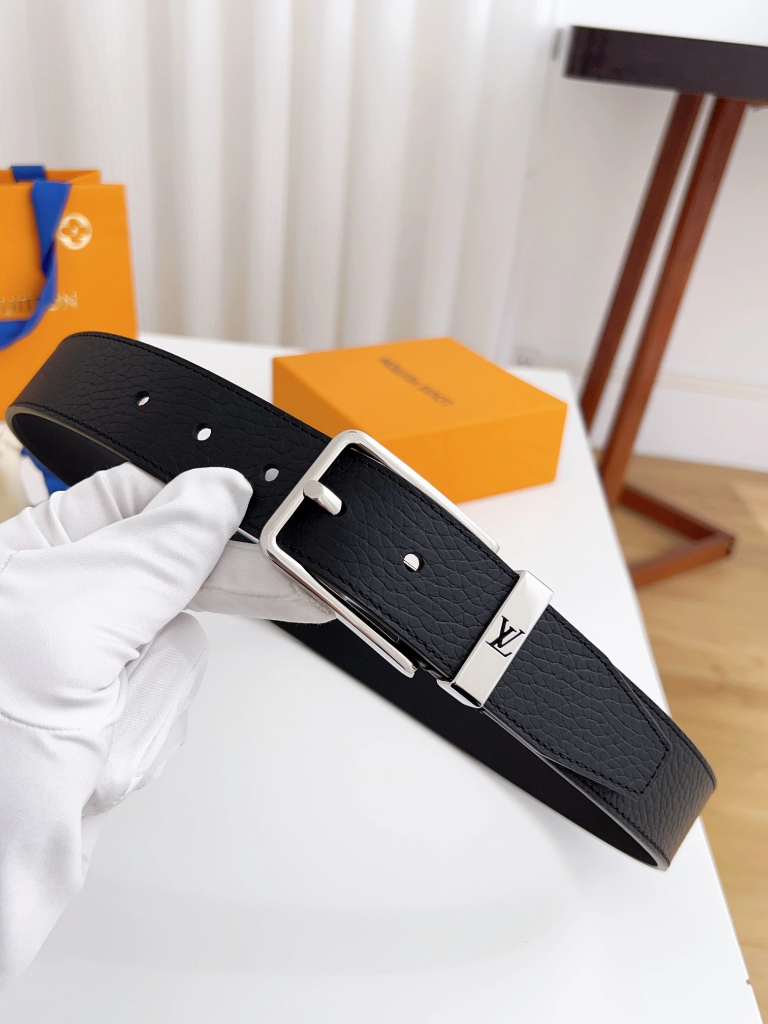 Brand-original Louis Vuitton Belts
