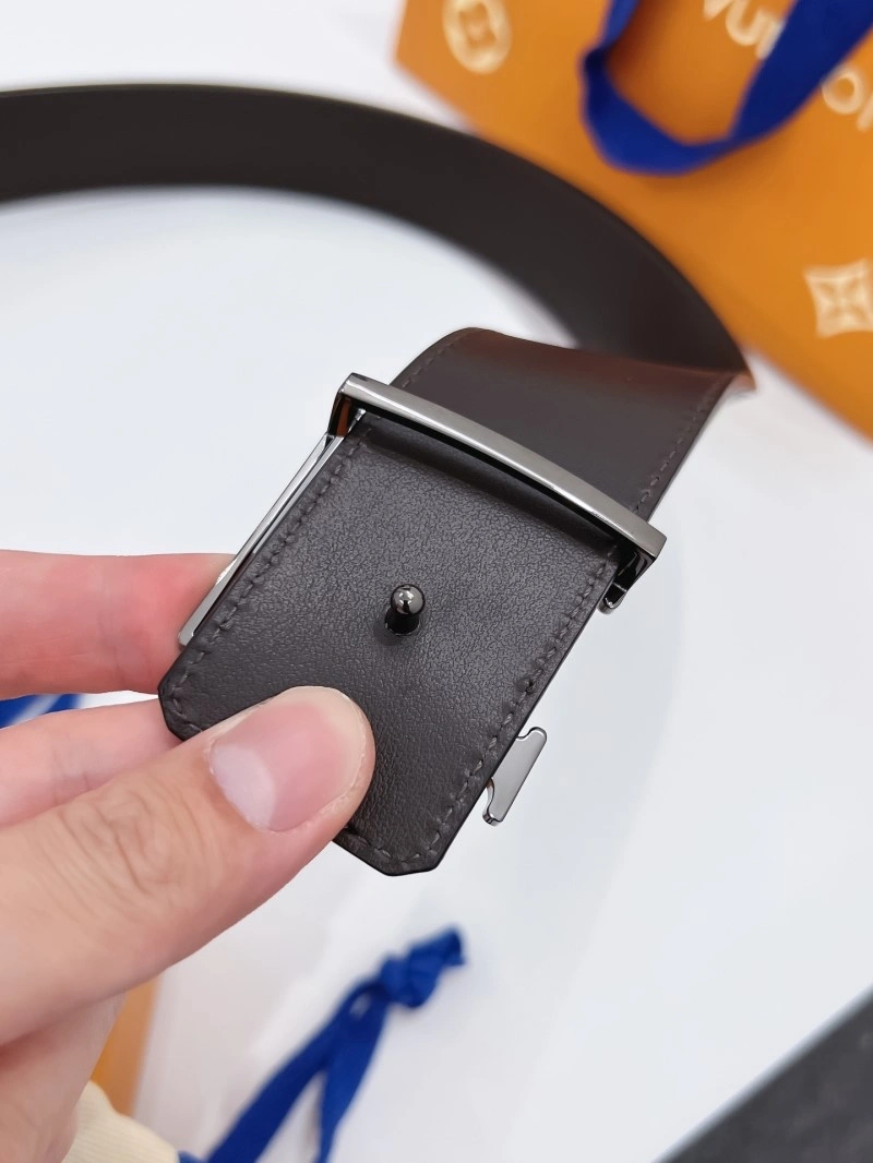 Discounted Louis Vuitton Belts