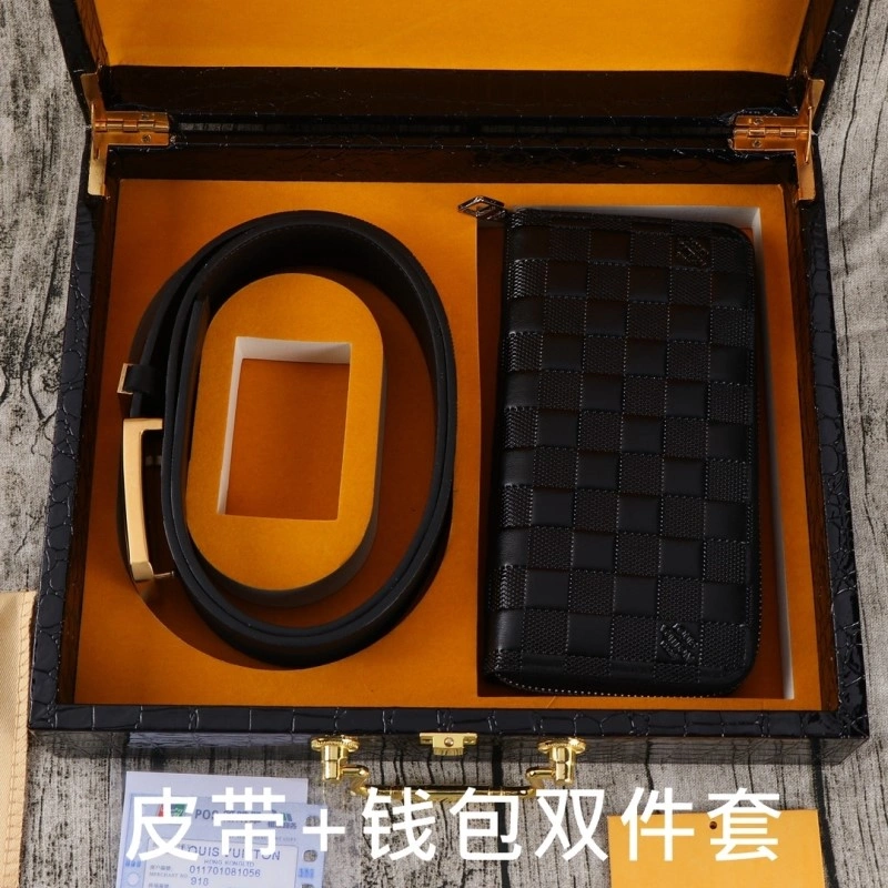 Low-cost Louis Vuitton Belts