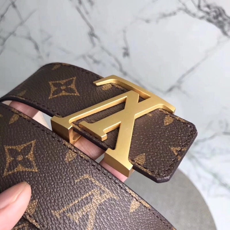 Low-cost Louis Vuitton Belts