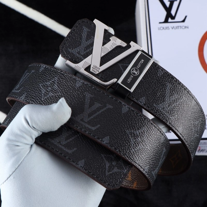 Accurate model Louis Vuitton Belts