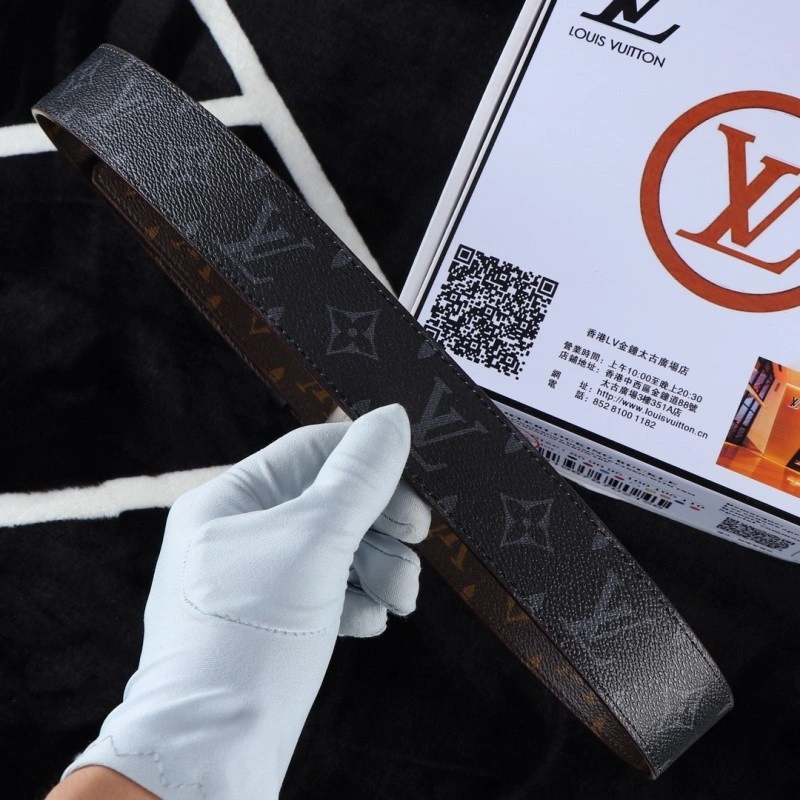 Accurate model Louis Vuitton Belts