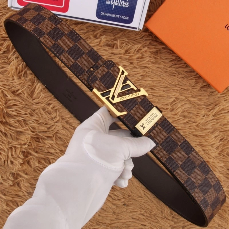 Low-cost Louis Vuitton Belts