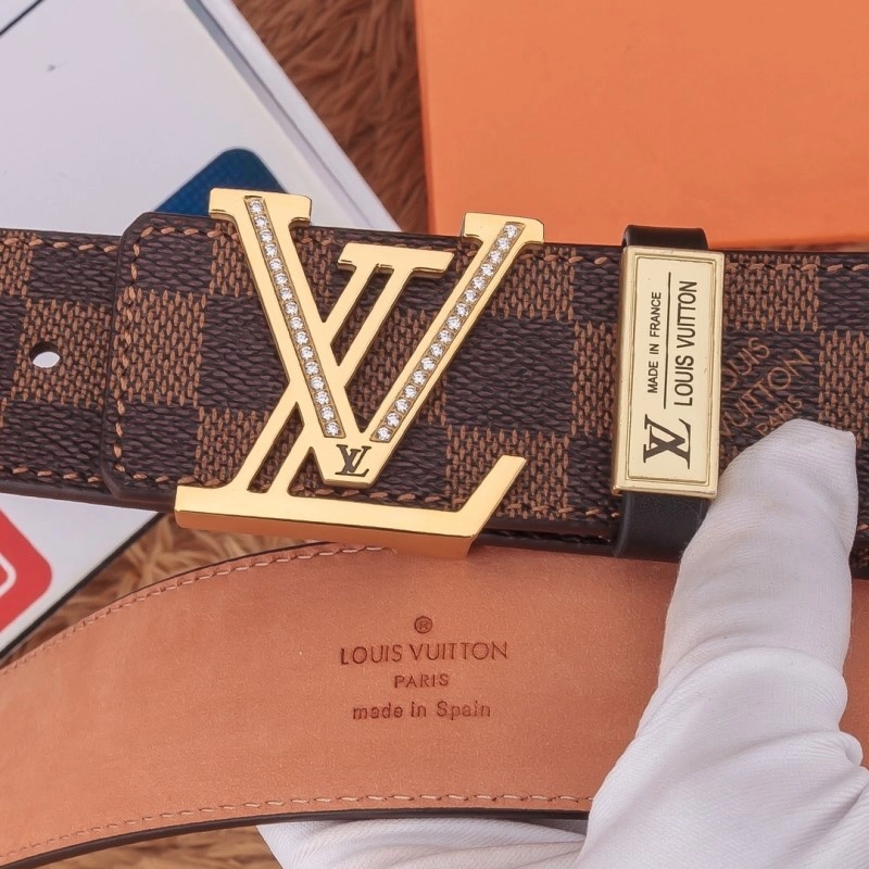 Accurate model Louis Vuitton Belts