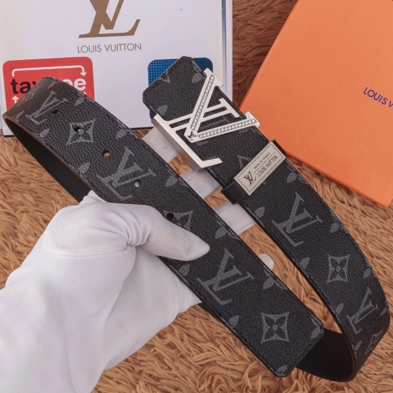 Low-cost Louis Vuitton Belts