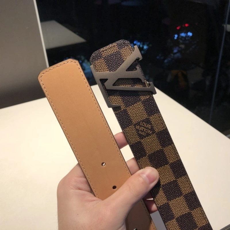 Accurate model Louis Vuitton Belts