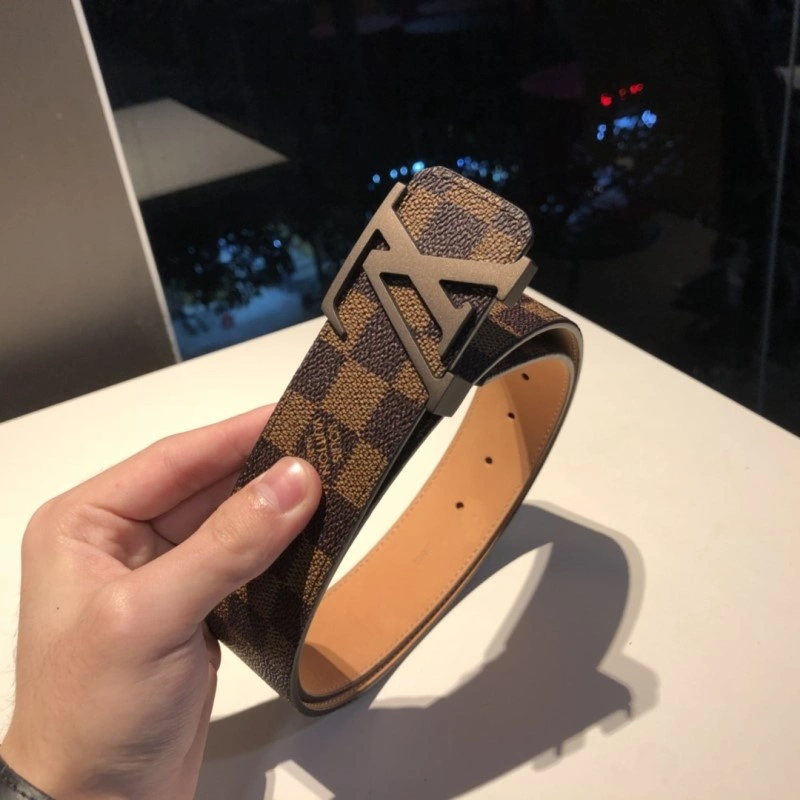Accurate model Louis Vuitton Belts