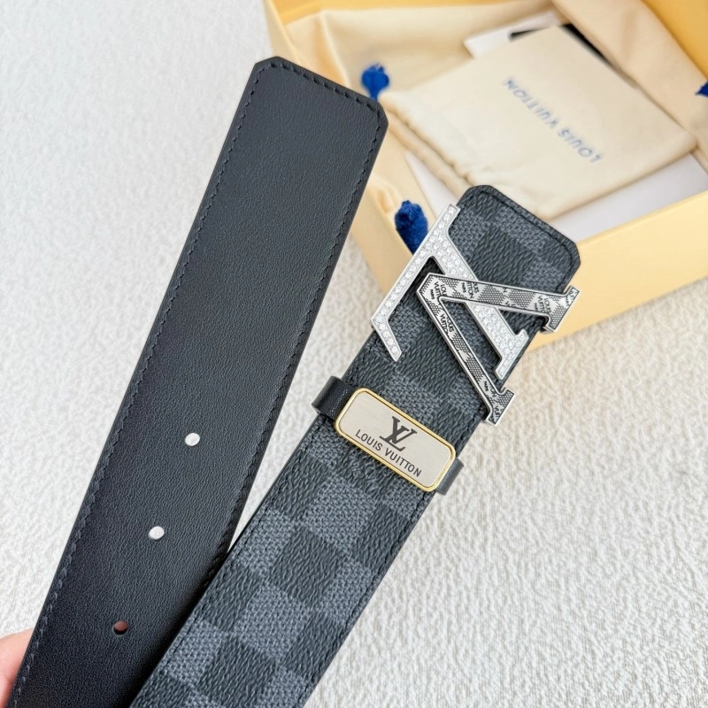 Low-cost Louis Vuitton Belts