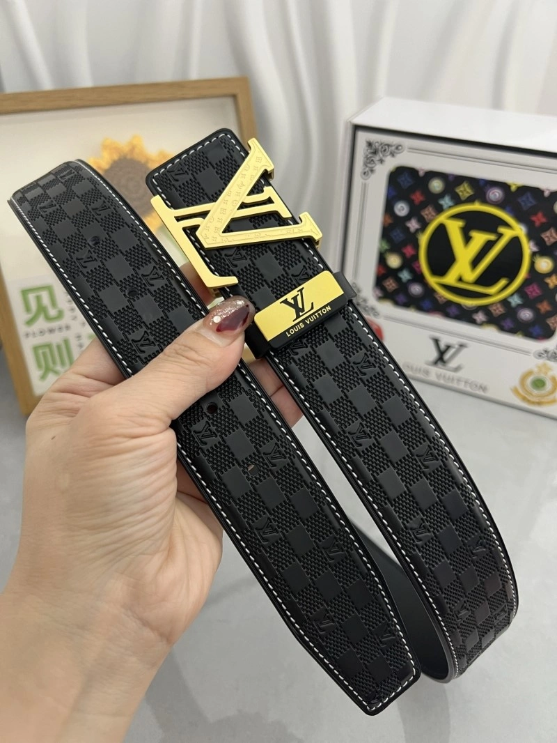 Low-cost Louis Vuitton Belts