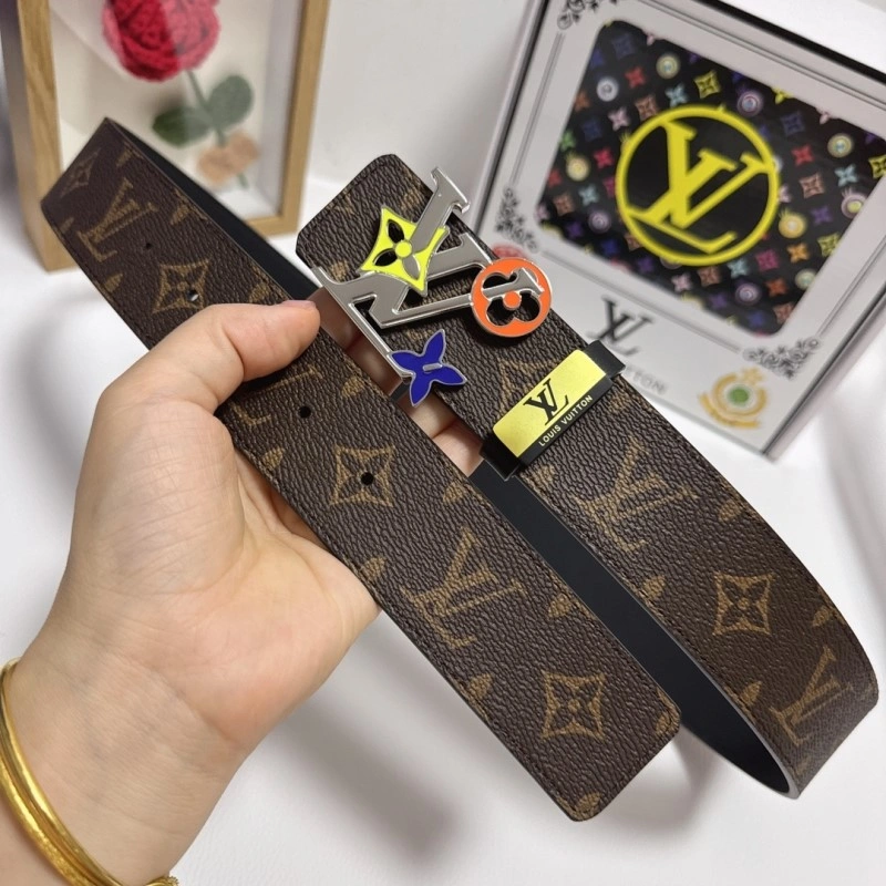 Accurate model Louis Vuitton Belts