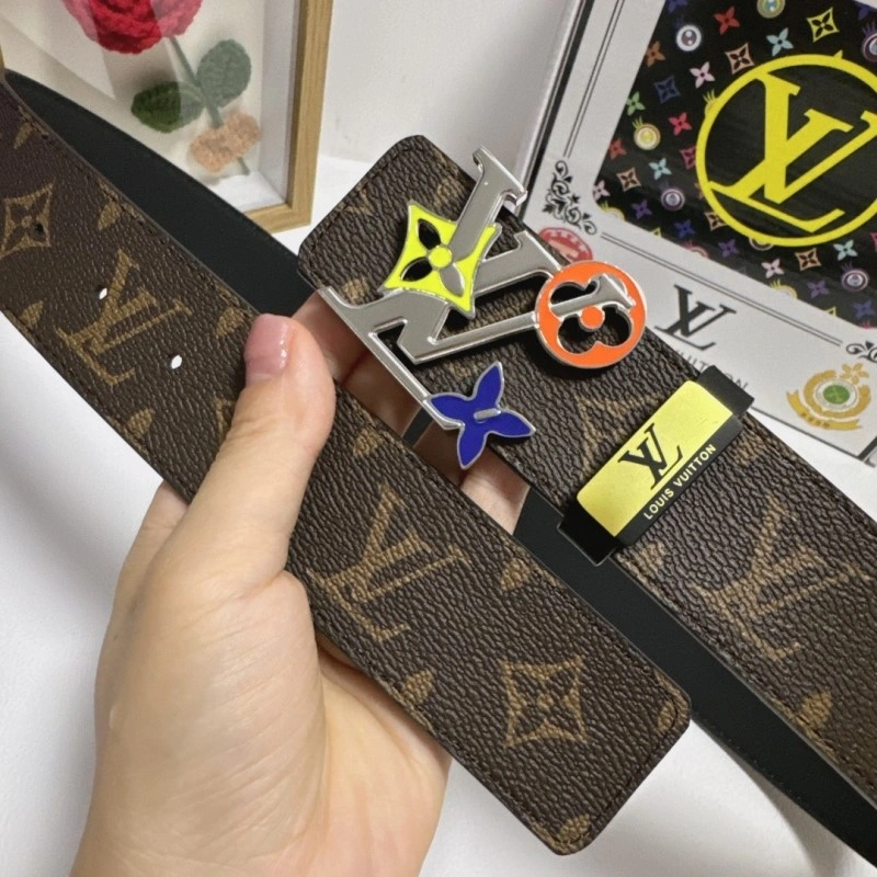 Accurate model Louis Vuitton Belts