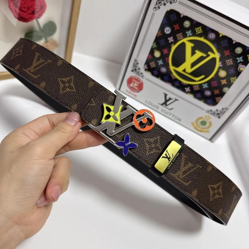 Accurate model Louis Vuitton Belts