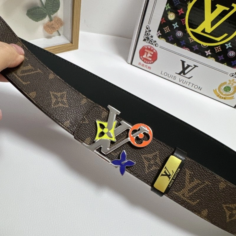 Accurate model Louis Vuitton Belts