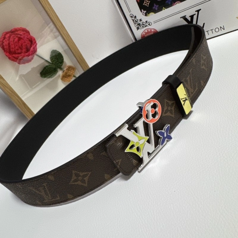 Accurate model Louis Vuitton Belts