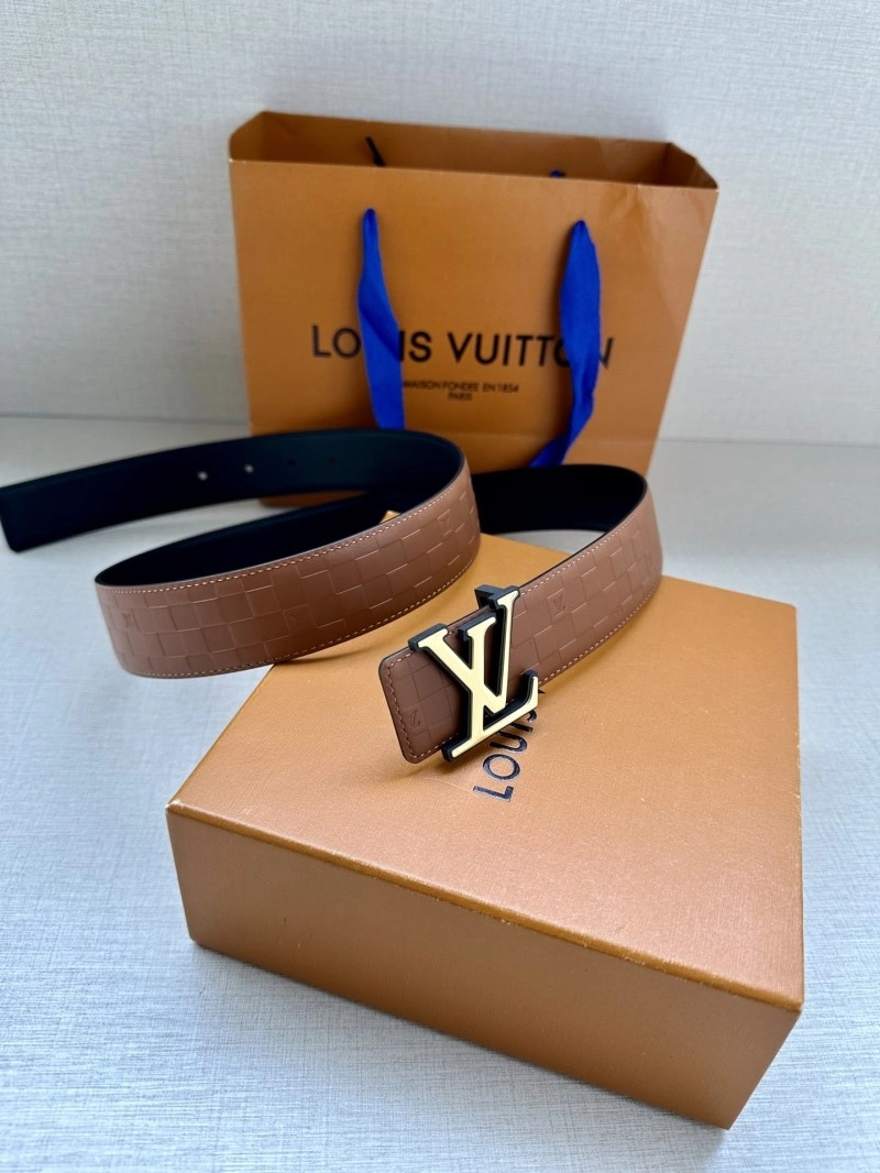 Accurate model Louis Vuitton Belts