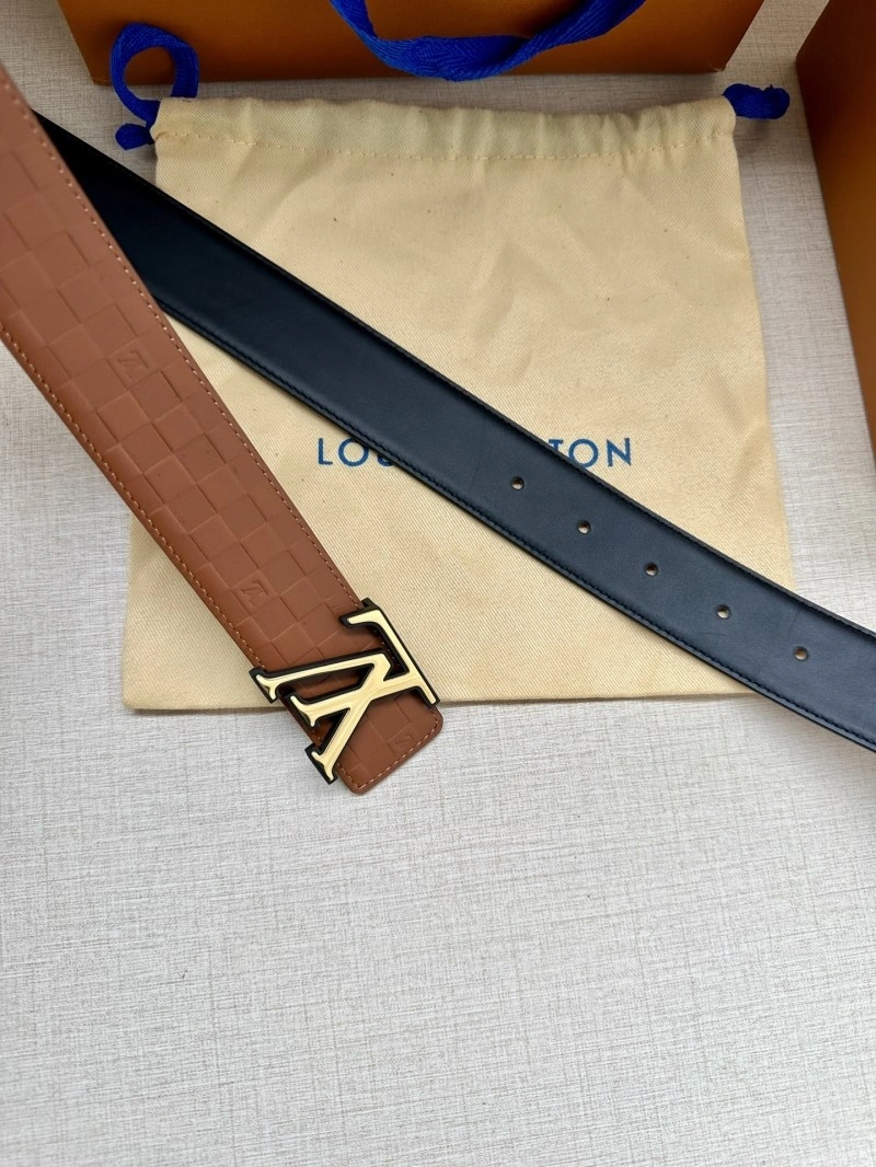 Accurate model Louis Vuitton Belts