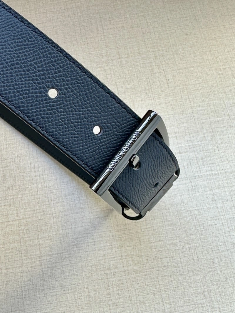 Low-cost Louis Vuitton Belts