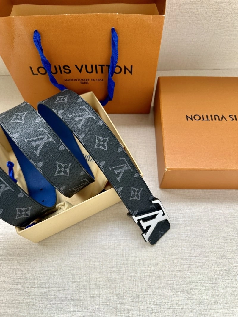 Accurate model Louis Vuitton Belts