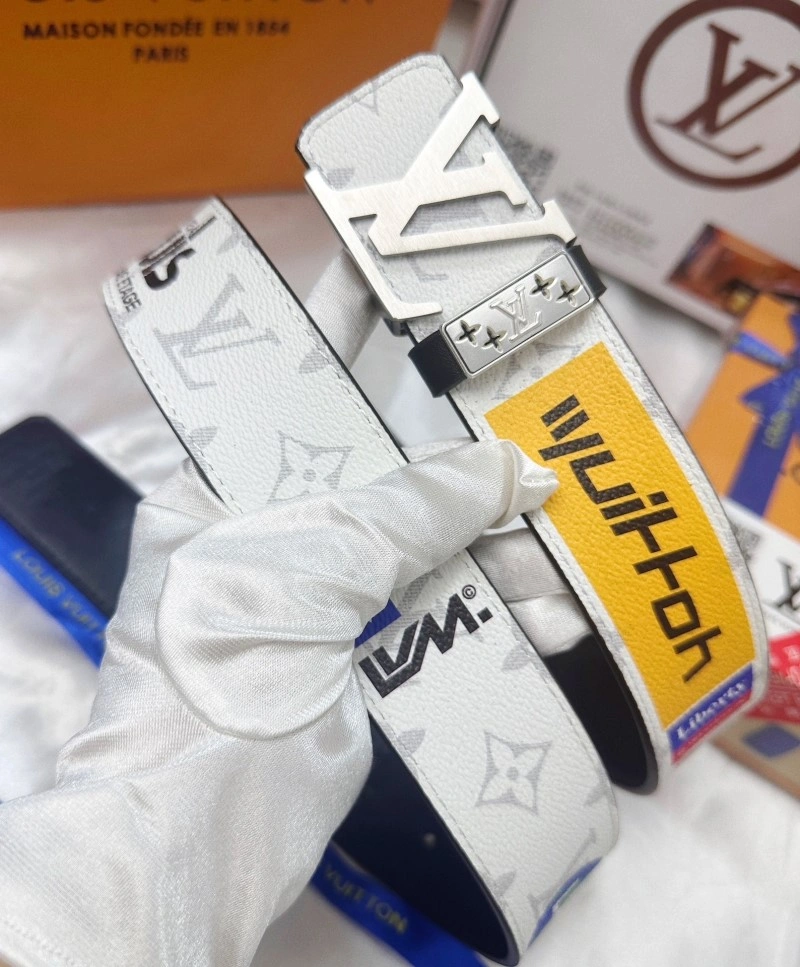 1:1 copy Louis Vuitton Belts