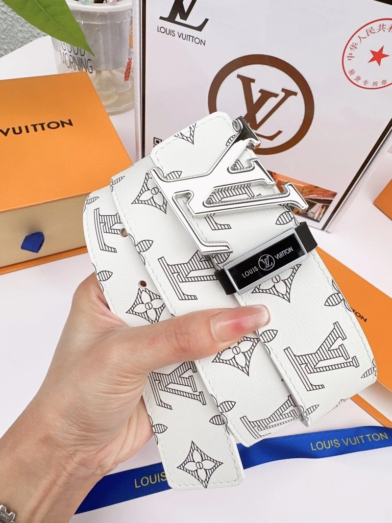 1:1 copy Louis Vuitton Belts