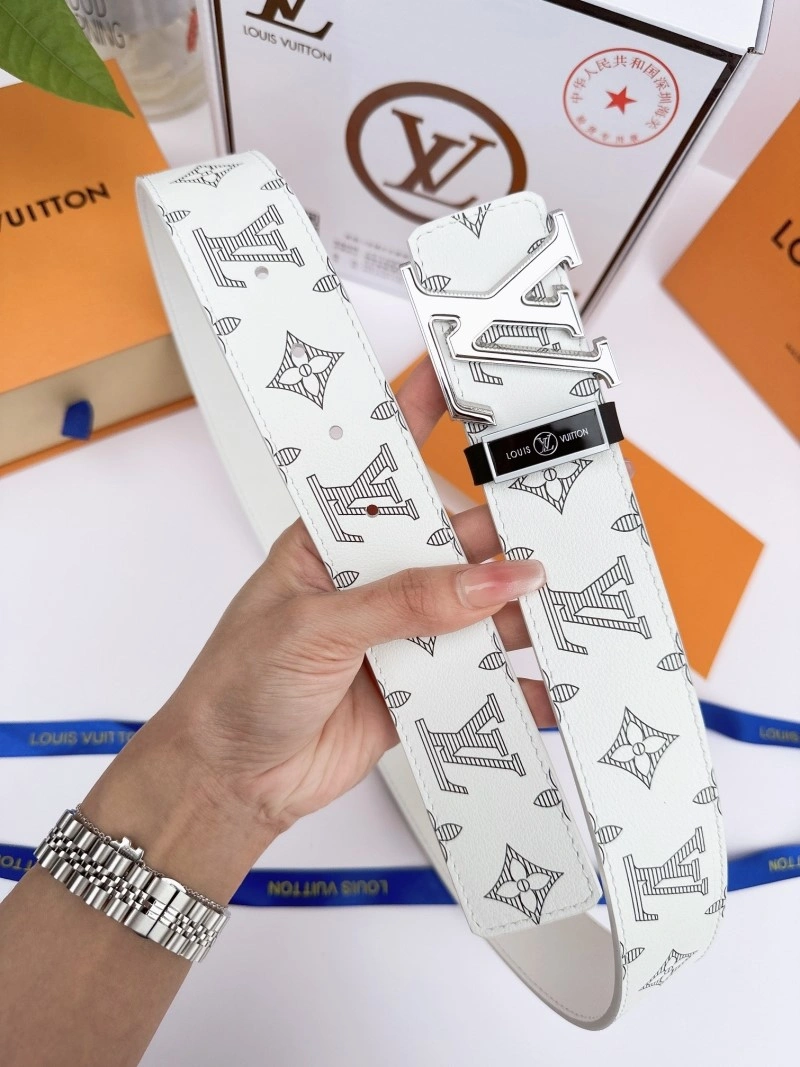 1:1 copy Louis Vuitton Belts