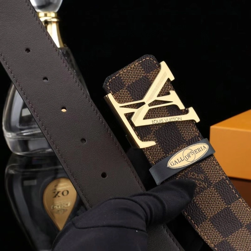 Low-cost Louis Vuitton Belts