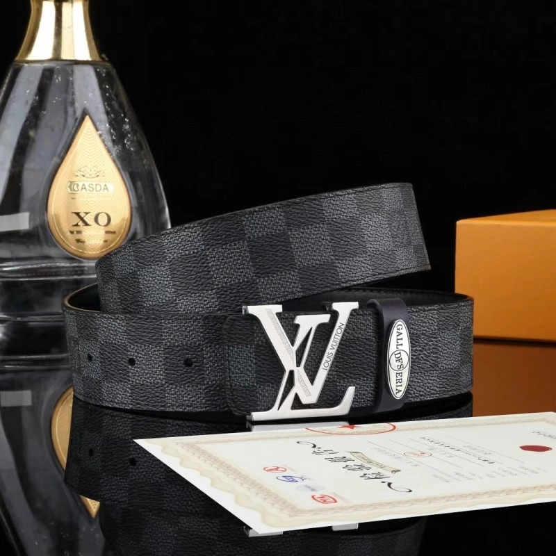Low-cost Louis Vuitton Belts