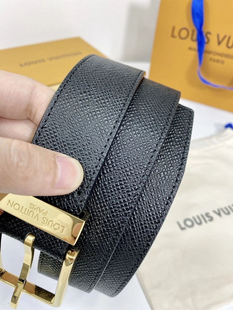 Low-cost Louis Vuitton Belts