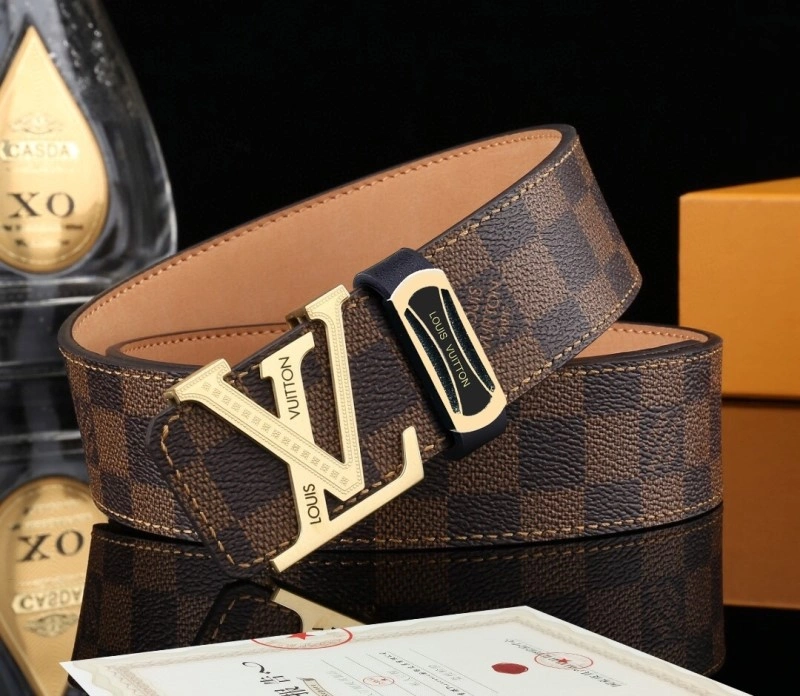 Low-cost Louis Vuitton Belts