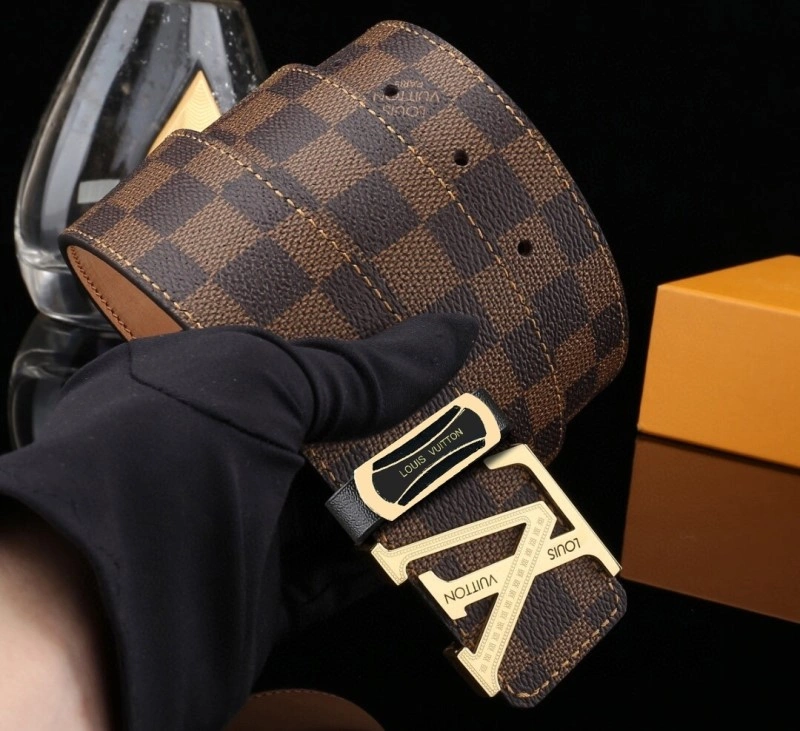 Low-cost Louis Vuitton Belts